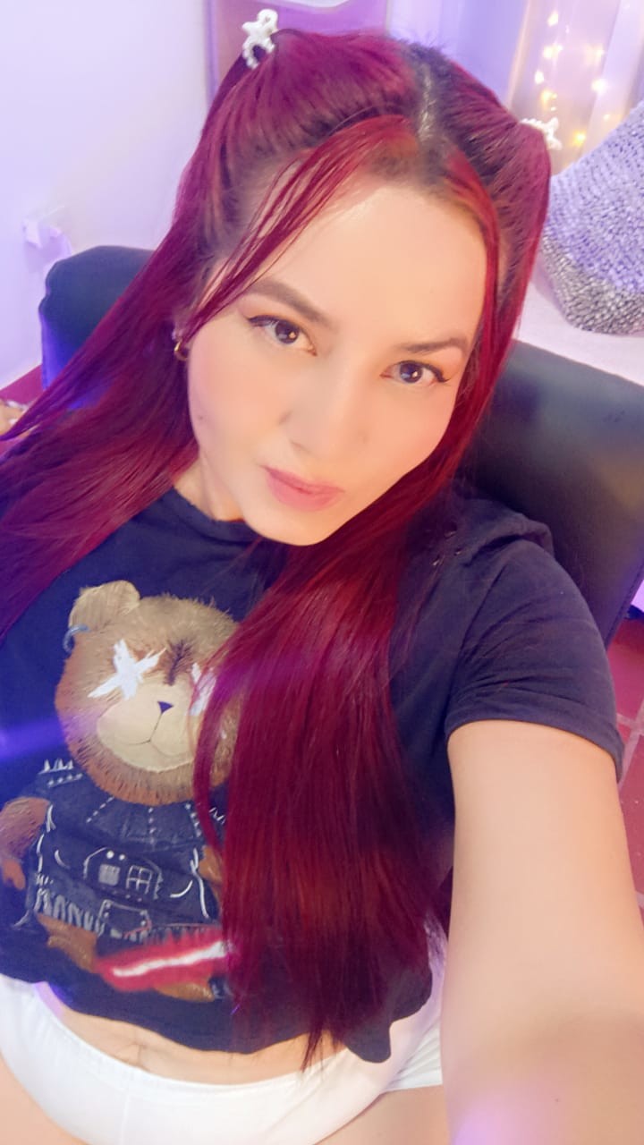 De Nuevo En Linea Con Ganas De Pasarla Delicioso Y Follar Bien Duro 😋🍆🍑